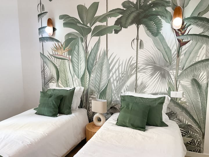 The Coolest 3br Apartment In Caparica, +351lisbon - Costa da Caparica