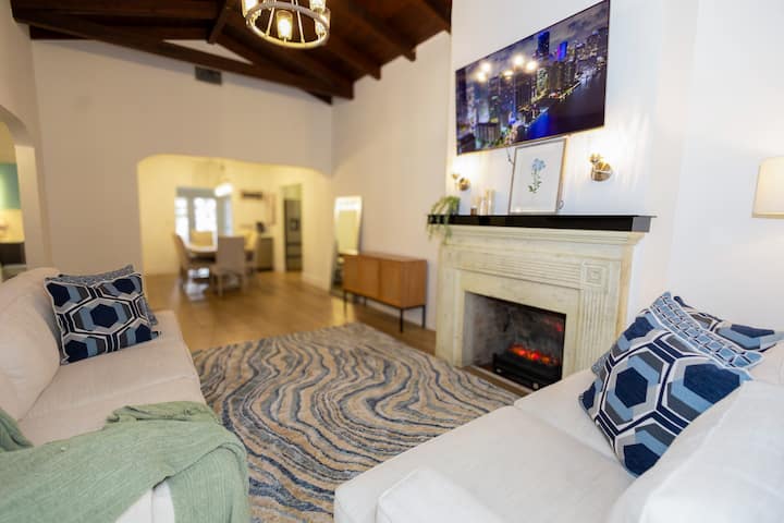 Cozy Miami Oasis W/ Pool,parking & Prime Location - South Miami, FL