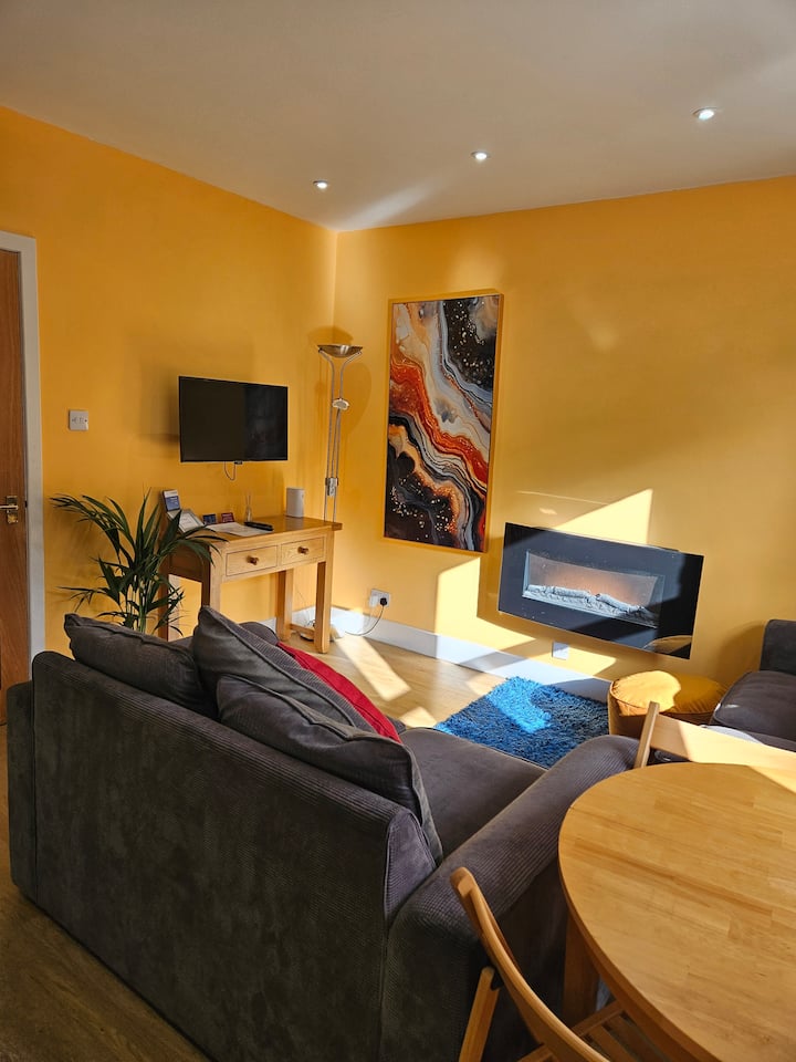 Flat First Floor Left 11 Greig St. Iv3 5pt - Inverness