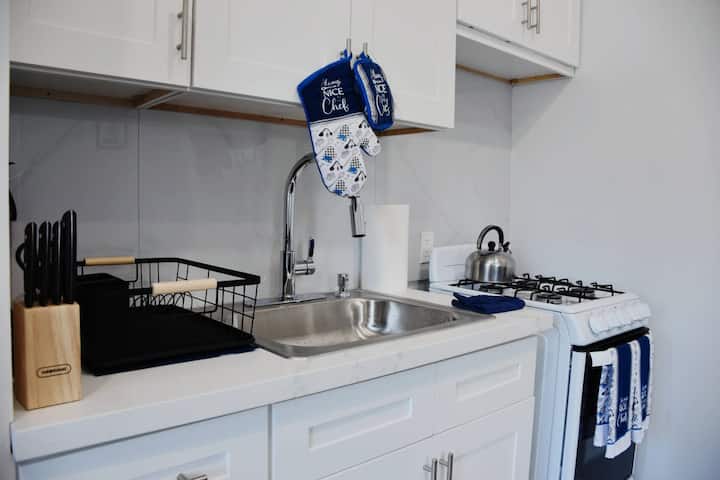 The Oasis Escape ~Spacious 1bdr~ No Cleaning Fee - The Bahamas