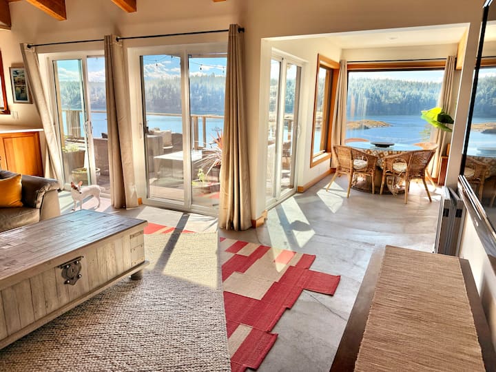 Waterfront/private Indoor Pool - Campbell River