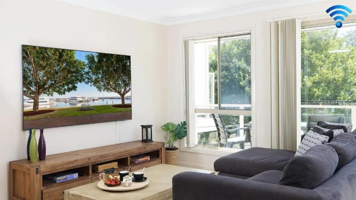 Tomaree Escape Family Getaway In Nelson Bay - Shoal Bay