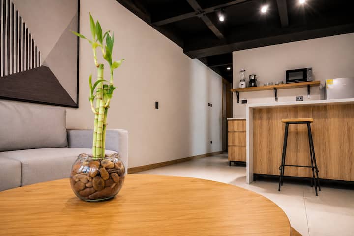 Dos Ambientes Moderno Con Balcón 302 - Medellín