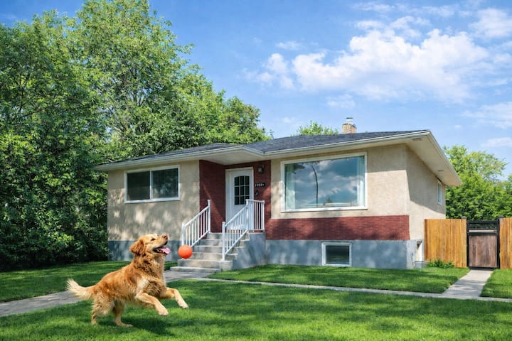 Kensington Cozy Retreat - Saint Albert