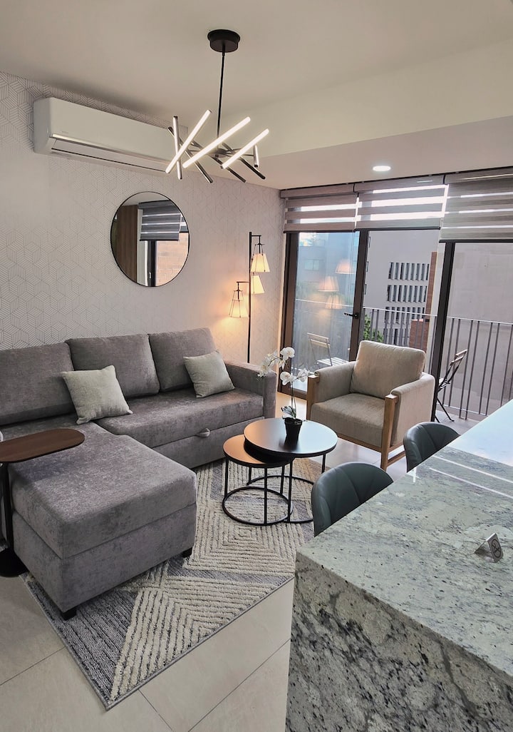 Depto Nuevo Frente A Consulado Americano / Monraz - Zapopan