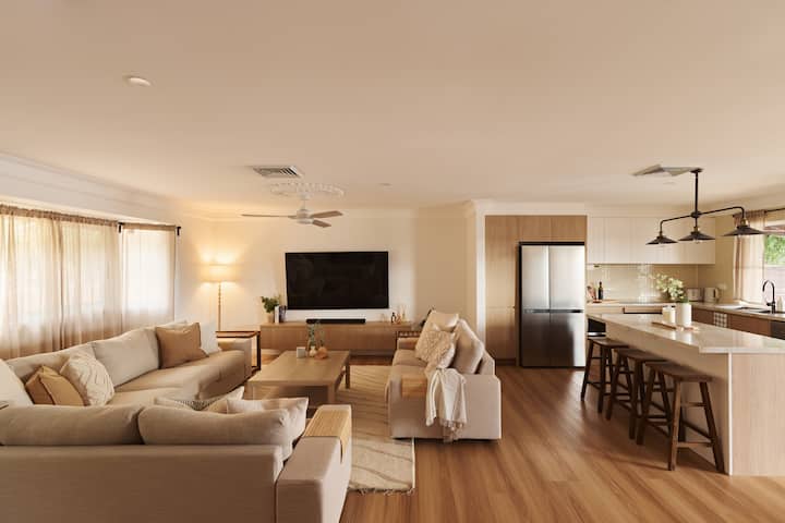 Maisonn Hinoki | Spacious Waterviews Holiday Oasis - Sydney