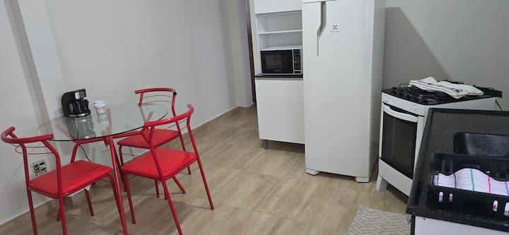 Kitnet 17- Conforto E Segurança - Maringá