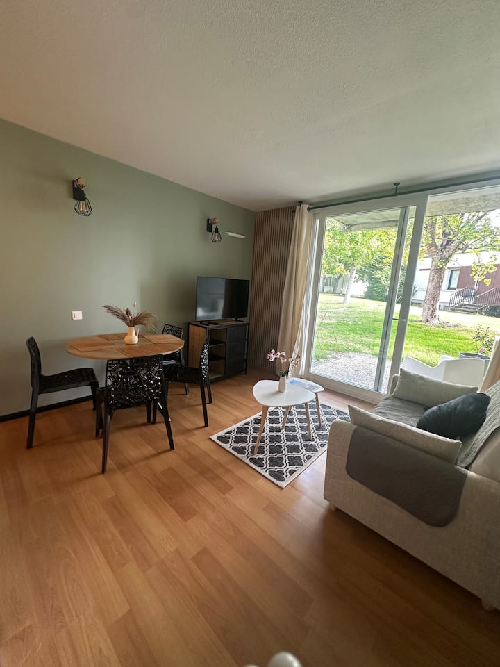 Appartement 40 M2 éQuipé - Chasseneuil-du-Poitou