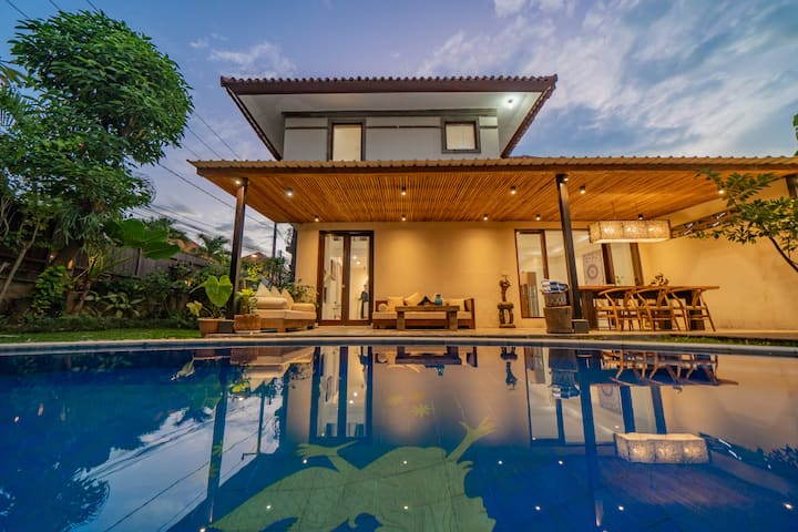 Villa Adamo Seminyak - Bali