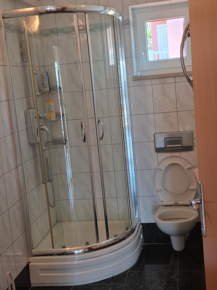 Apartman Jasenka 1 Mit Pool In Strandnähe - Senj