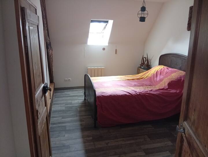 Chambre Dans Une Maison Partagée - L'Aigle