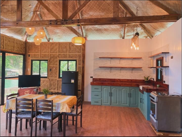 Viovista's Eco-house - Loay