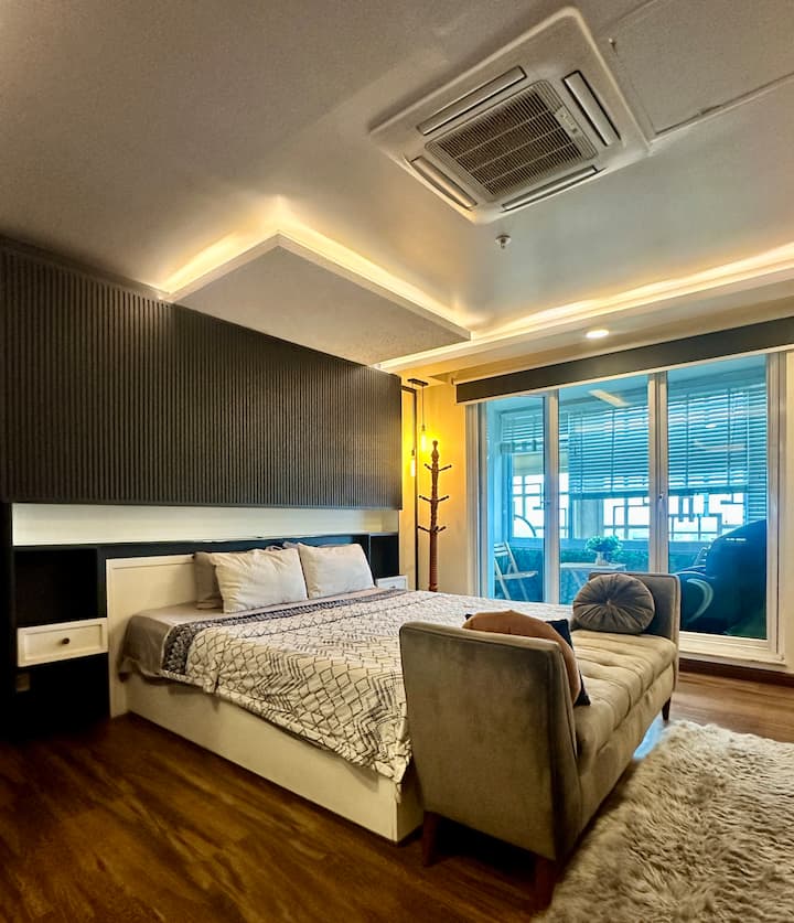 Mirhaa Homes Apartment # 4 Dha-4 Gold Crest Mall - Lahore