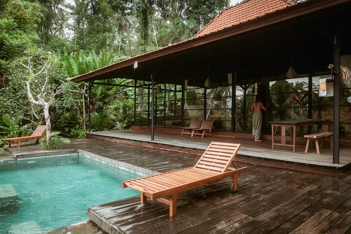 Hidden Oasis In Ubud Jungle - Ubud