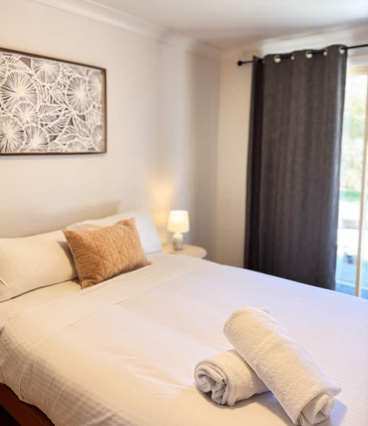 "Pine Cabin Right": Short Stroll To Zigzag Railway - Lithgow