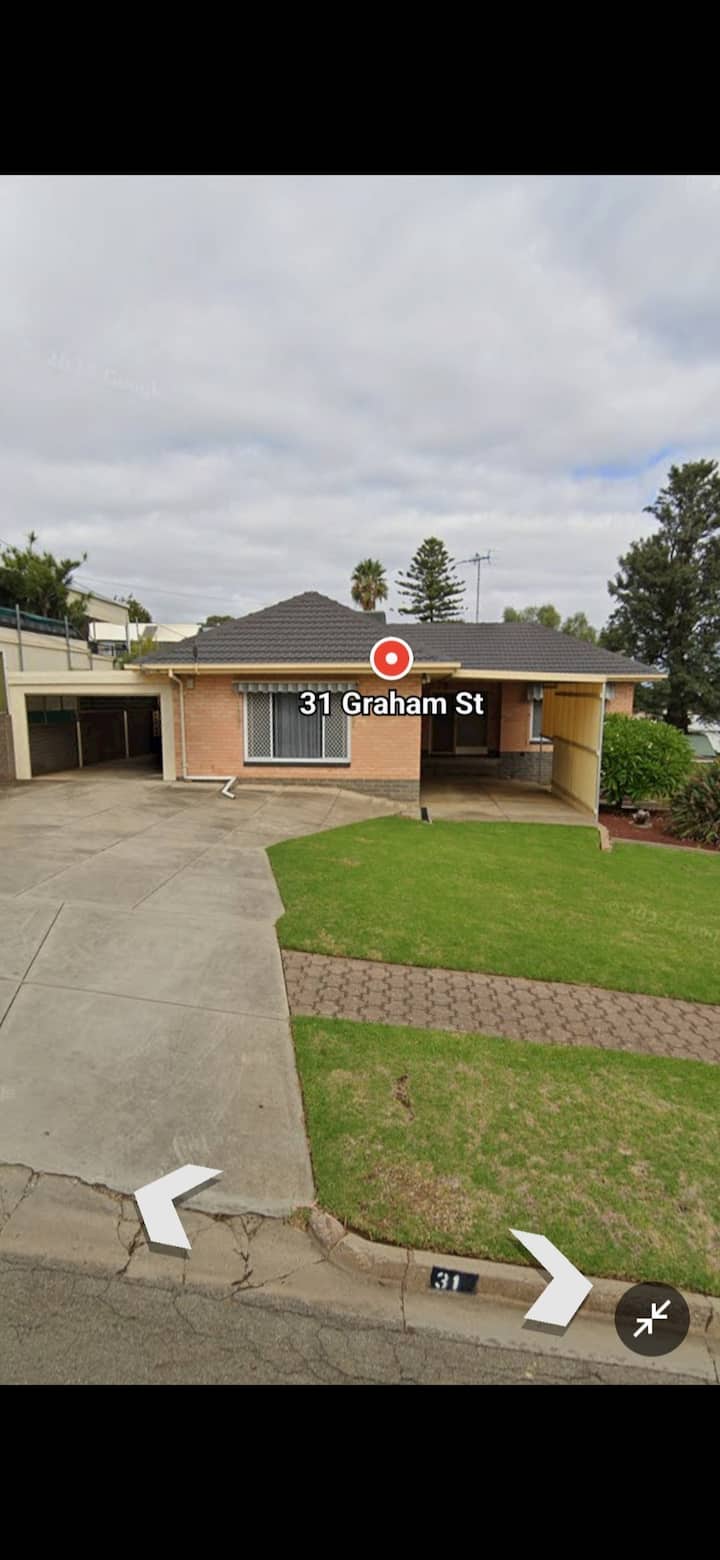 Lovely Quiet Home In Parahills - One Tree Hill