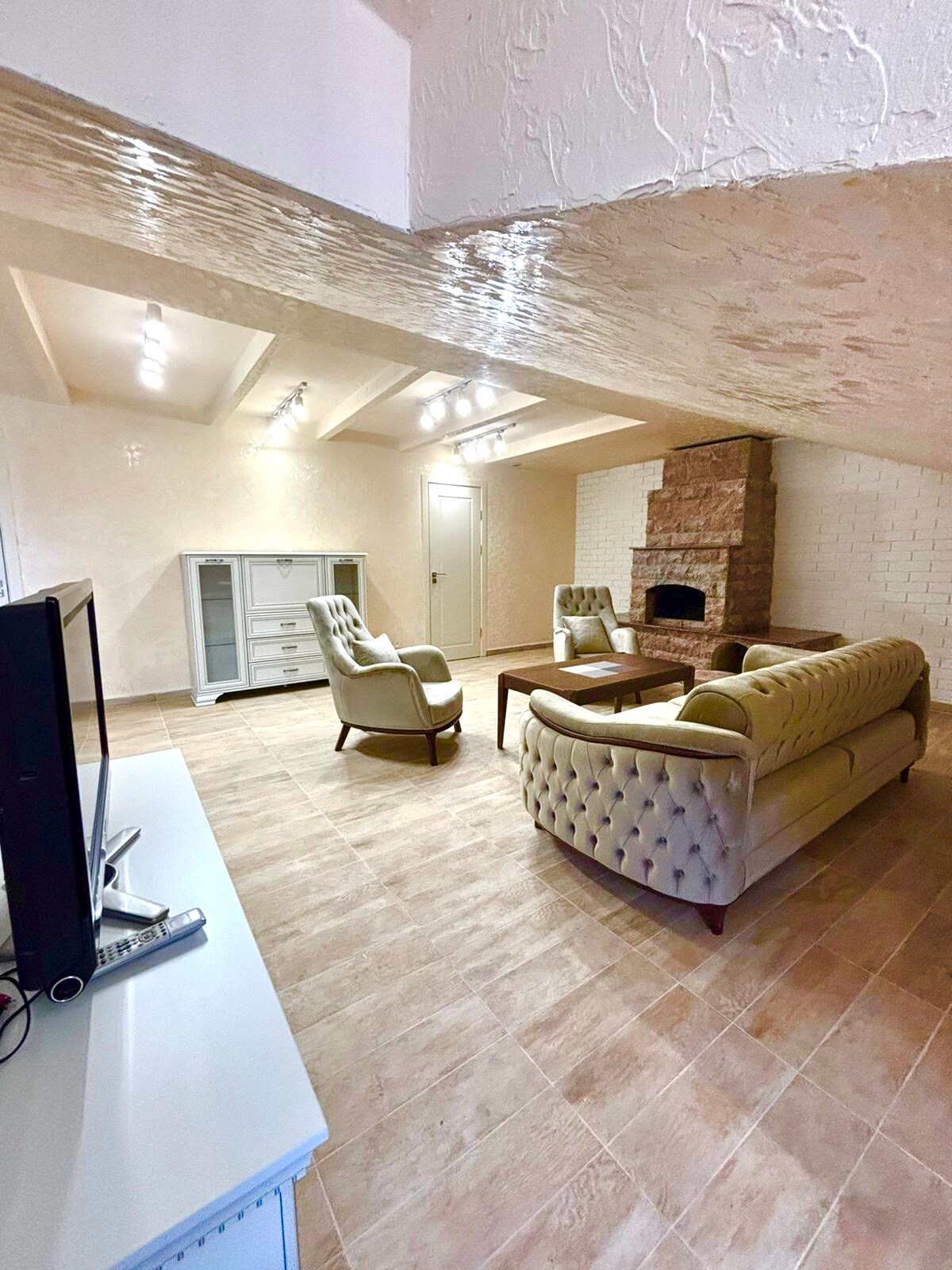 Cozy Loft w/ Self-Checkin• City Center - Apartments for Rent in Yerevan ...