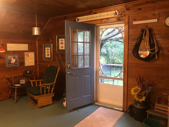 The Attic Loft At Pecan Grove - Ada, OK