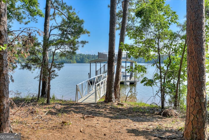 Lake Oconee Lakefront 5 Bdrm Luxury Home W/dock - Greensboro, GA