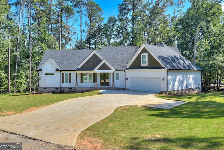 Lake Oconee Lakefront 5 Bdrm Luxury Home W/dock - Greensboro, GA