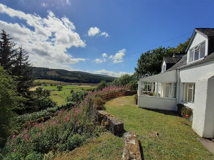 Cottage With Spectacular Views - Alladale Wilderness Reserve