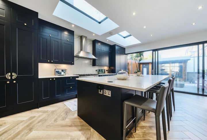 Deluxe House In Bromley Centre - Croydon