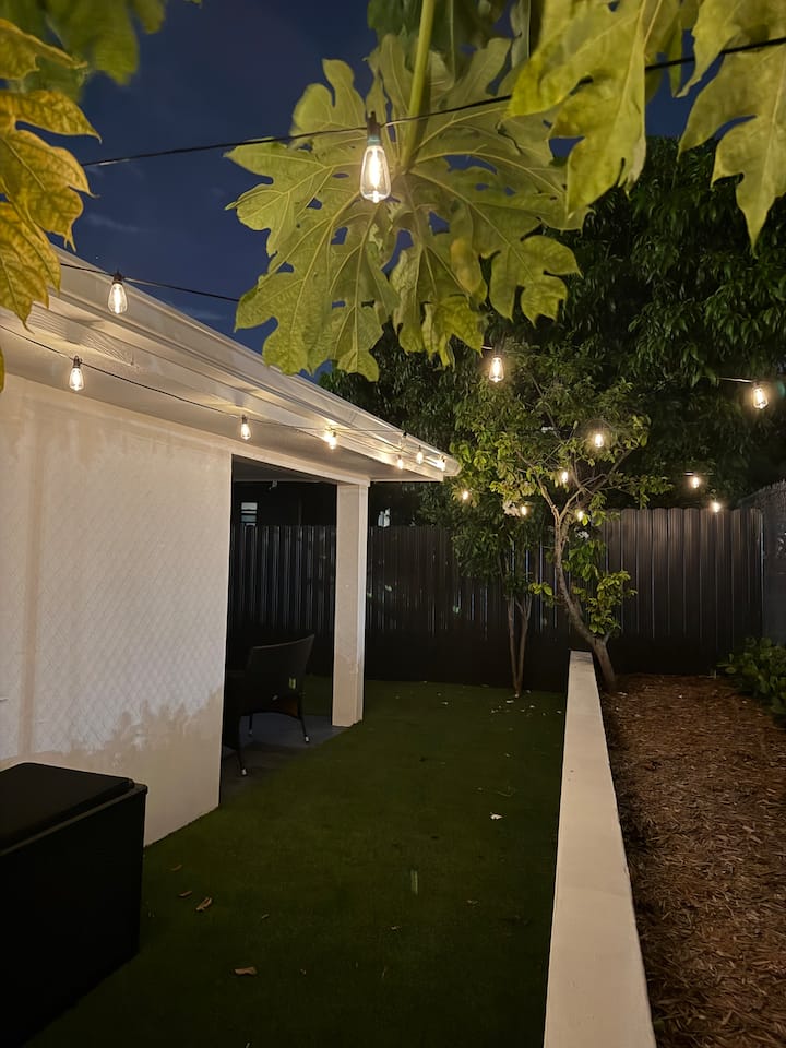 Little Havana Hideaway - Miami, FL