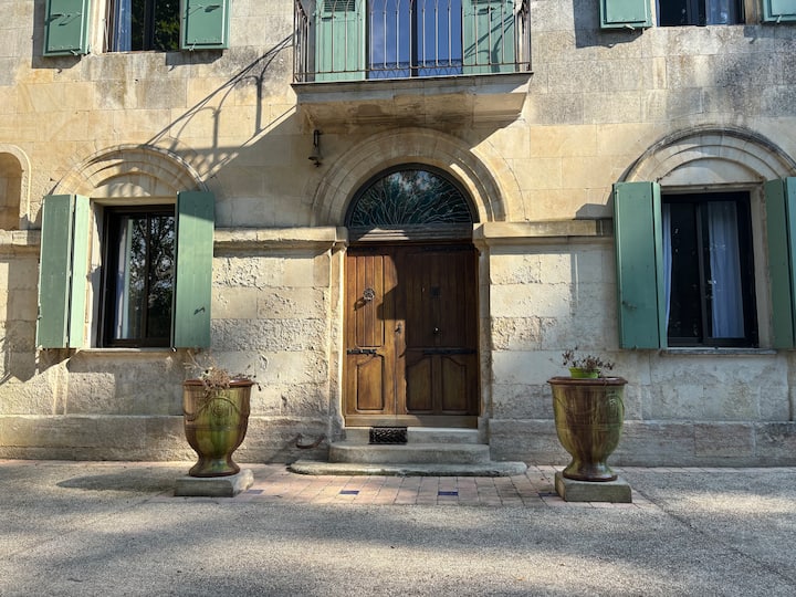 Mas Authentique De Charme - Bellegarde