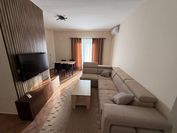Cozy Apartment 1min From The Sea - Shëngjin