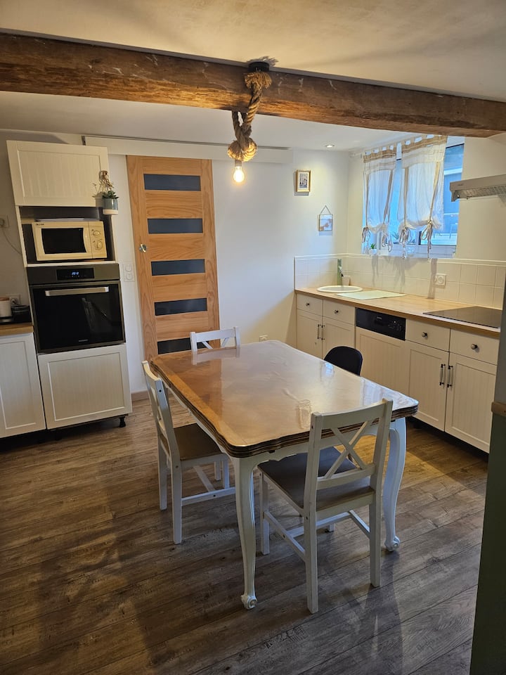 Petite Maison à La Campagne - Noyon