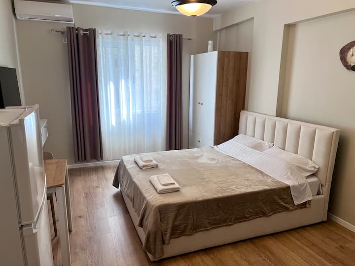 Comfy Apartment Near Blloku - Tirana