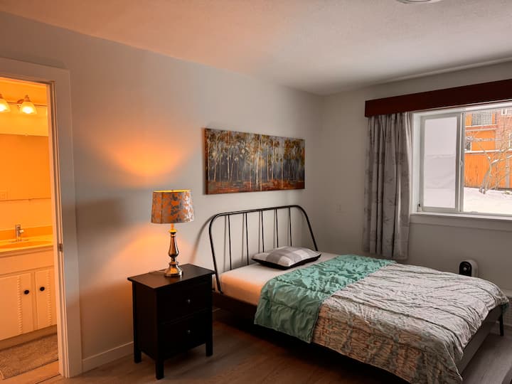 Seperate Unit - Private Bath - Burnaby