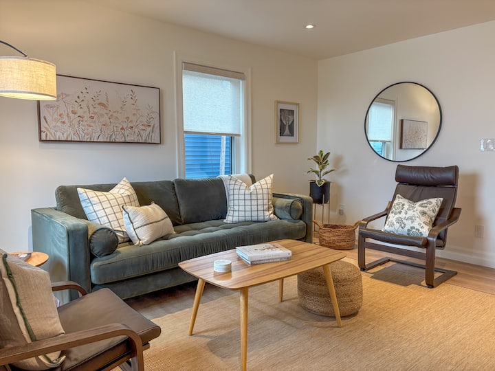 The Stay Everyone’s Talking About – Tasse House - Renfrew