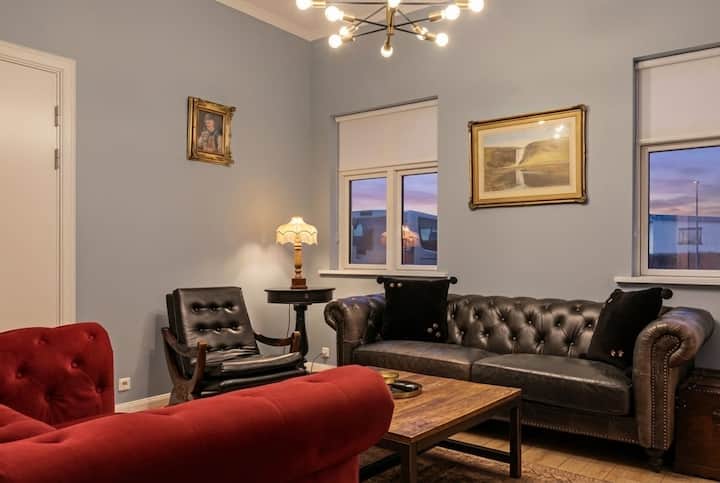 Brim: Coastal Charm And Northern Light Bliss - Selfoss