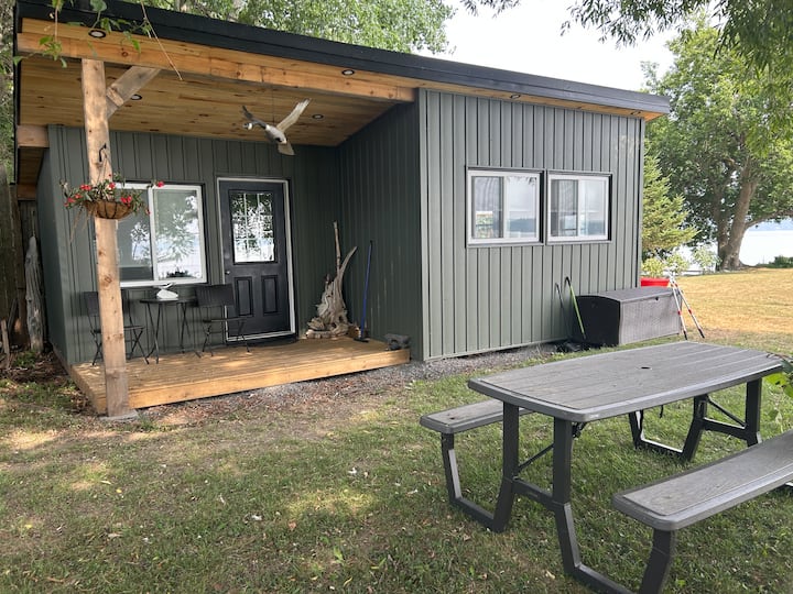 The Eagle’s Nest Guesthouse - Napanee