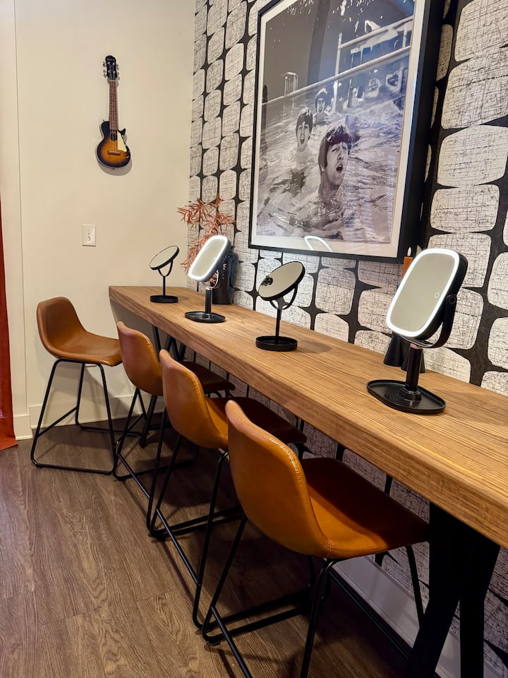 Downtown Nashville Notes - Nashville, TN