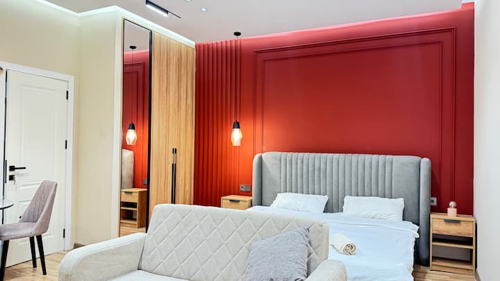Central Studio • Red Design •Cozy | Self Check-in - Azerbaijan