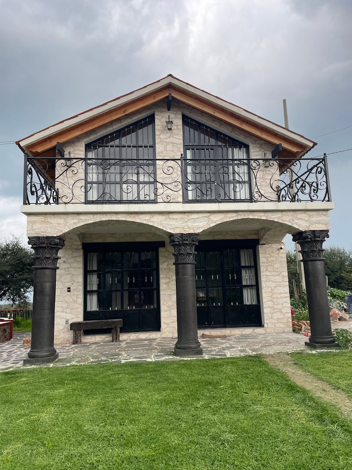 Cabañas La Rinconada, Bernal (Página Web) -