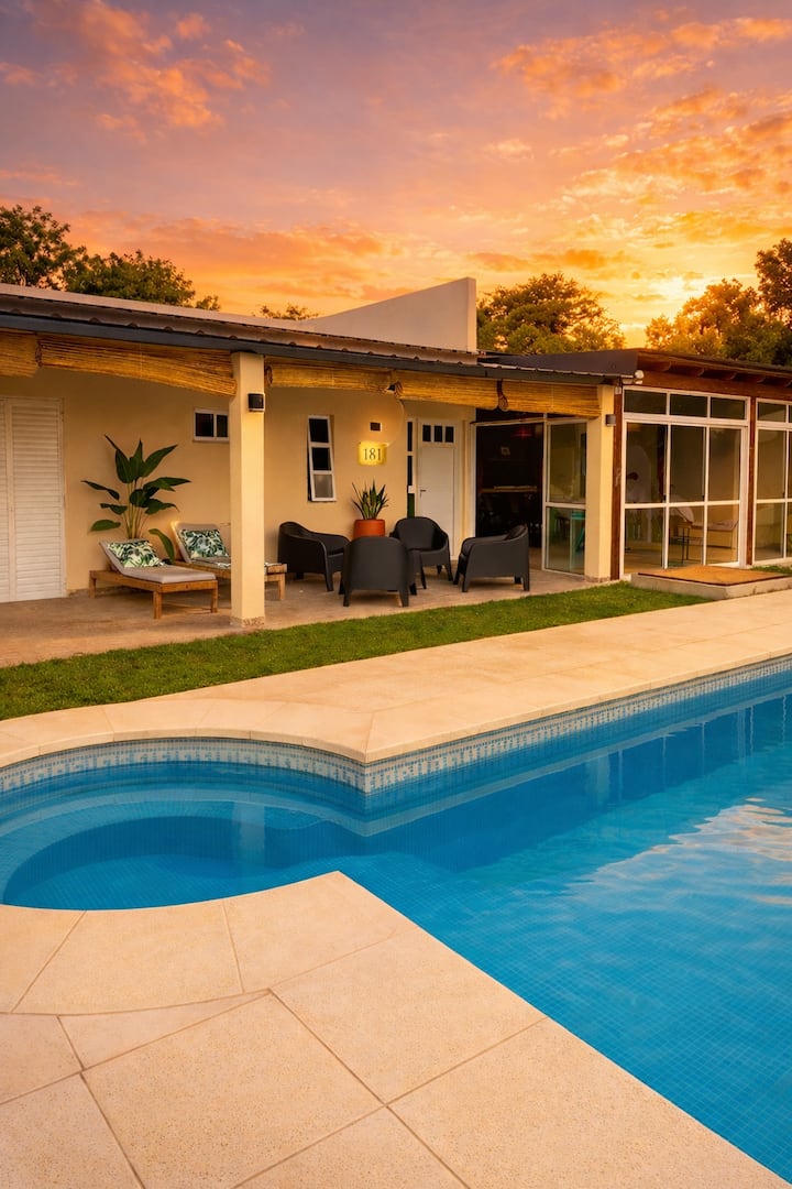 Quinta Con Gran Piscina En Pueblo Belgrano - Gualeguaychú