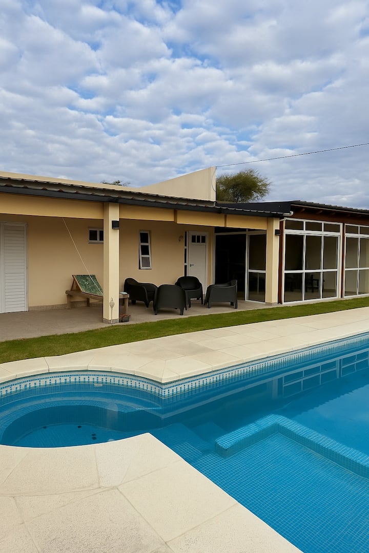Gran Casa Con Piscina En Gualeguaychú - Gualeguaychú