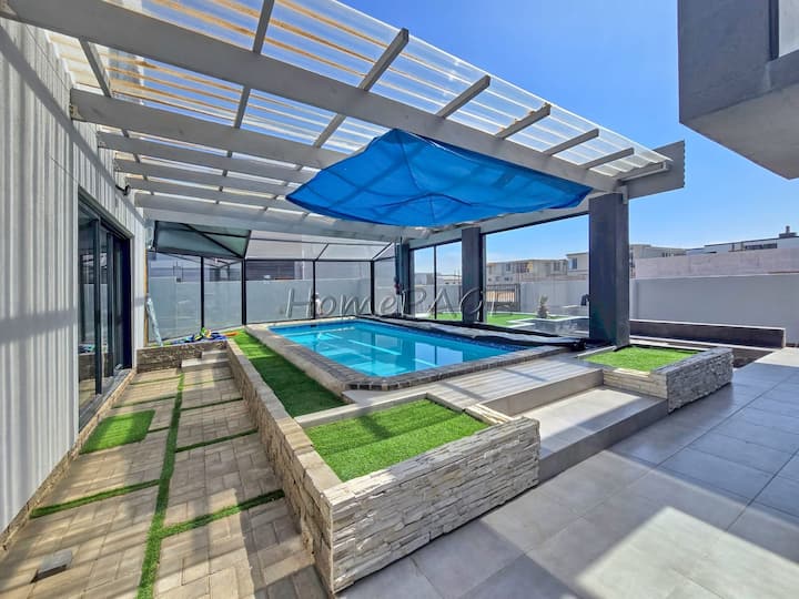 Walvis Bay Big5 Deluxe Self Catering - Namibia