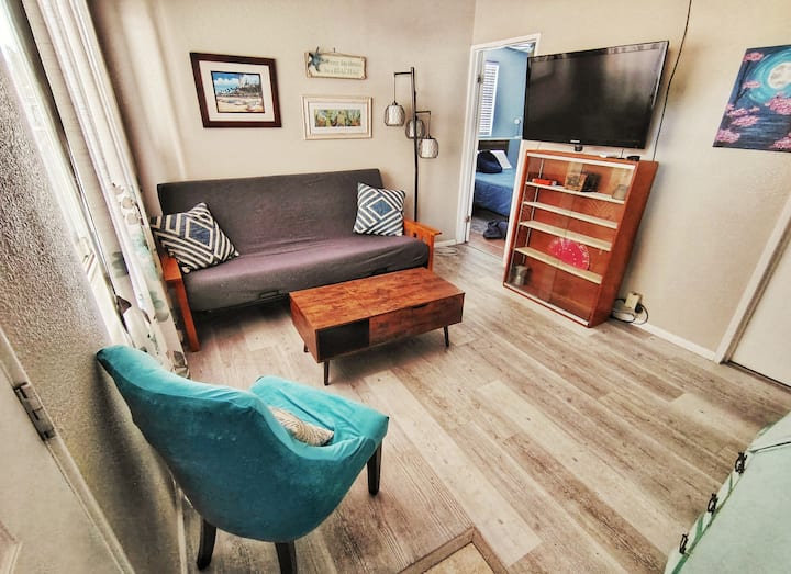 Beachy Cottage - La Mesa