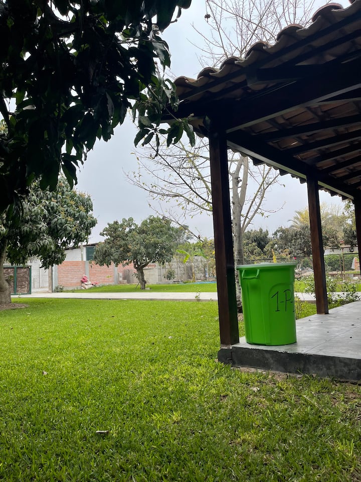 Casa De Campo Con áReas Comunes - Huaral