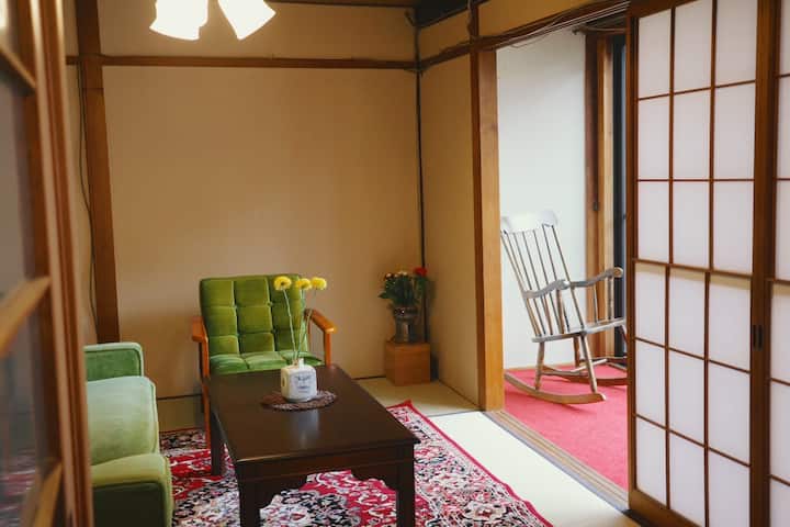 庭園・障子・畳|日本文化体験の貸切宿|5人で泊まれる! - 金沢市