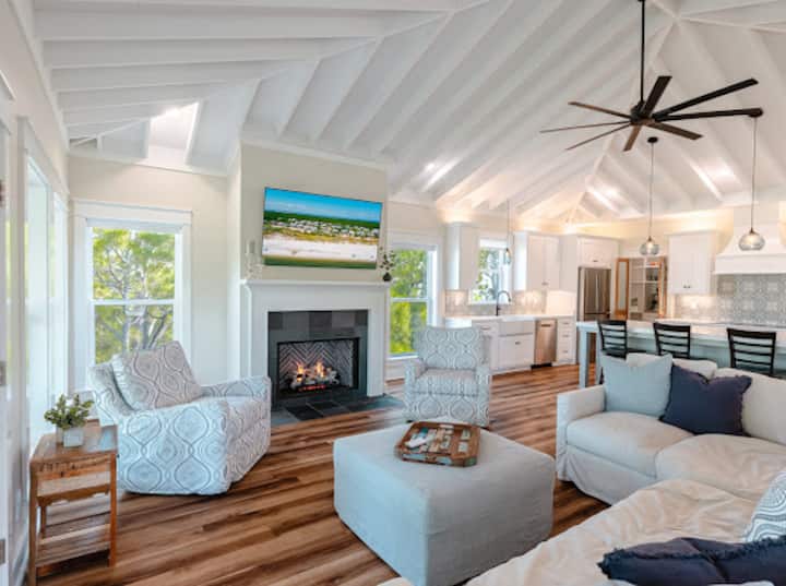 Luxury Meets Island Paradise-private Access Beach - Dauphin Island, AL