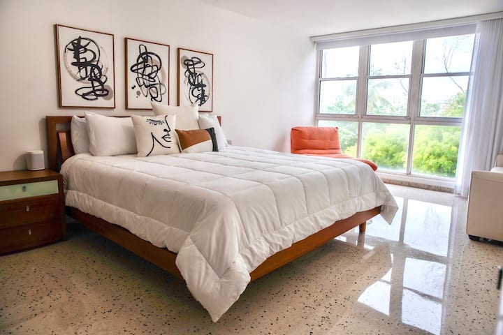 Prime Location In Condado Puerto Rico - San Juan