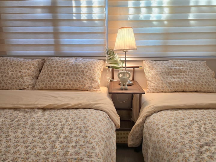 [신규오픈] New 이태원의 조용하고 아늑한 숙소/관광의 중심/최대5인 - Seoul