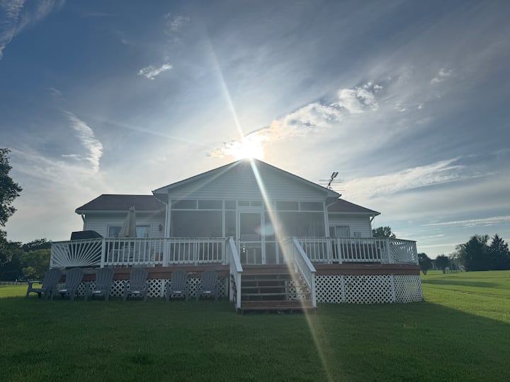 Relaxing Stay @ Lake Anna - Lake Anna, VA