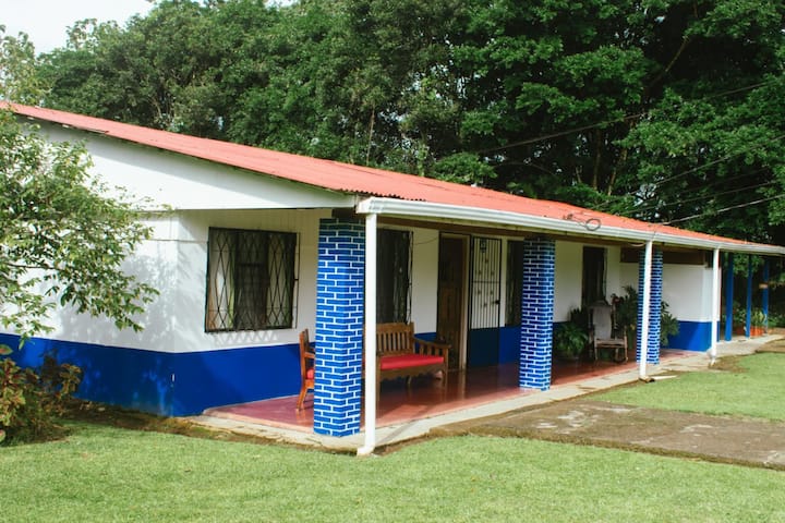 Posada Margarita • 20 Min A Río Celeste - Bijagua de Upala