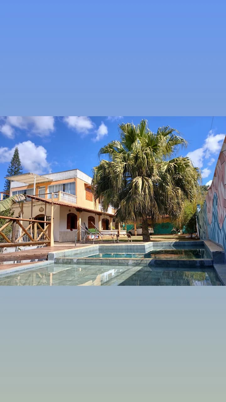 Casa Com 5 Suítes E Natureza - Coimbra